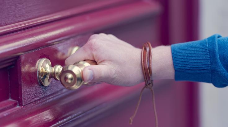 Réparation d'une porte qui ne ferme plus